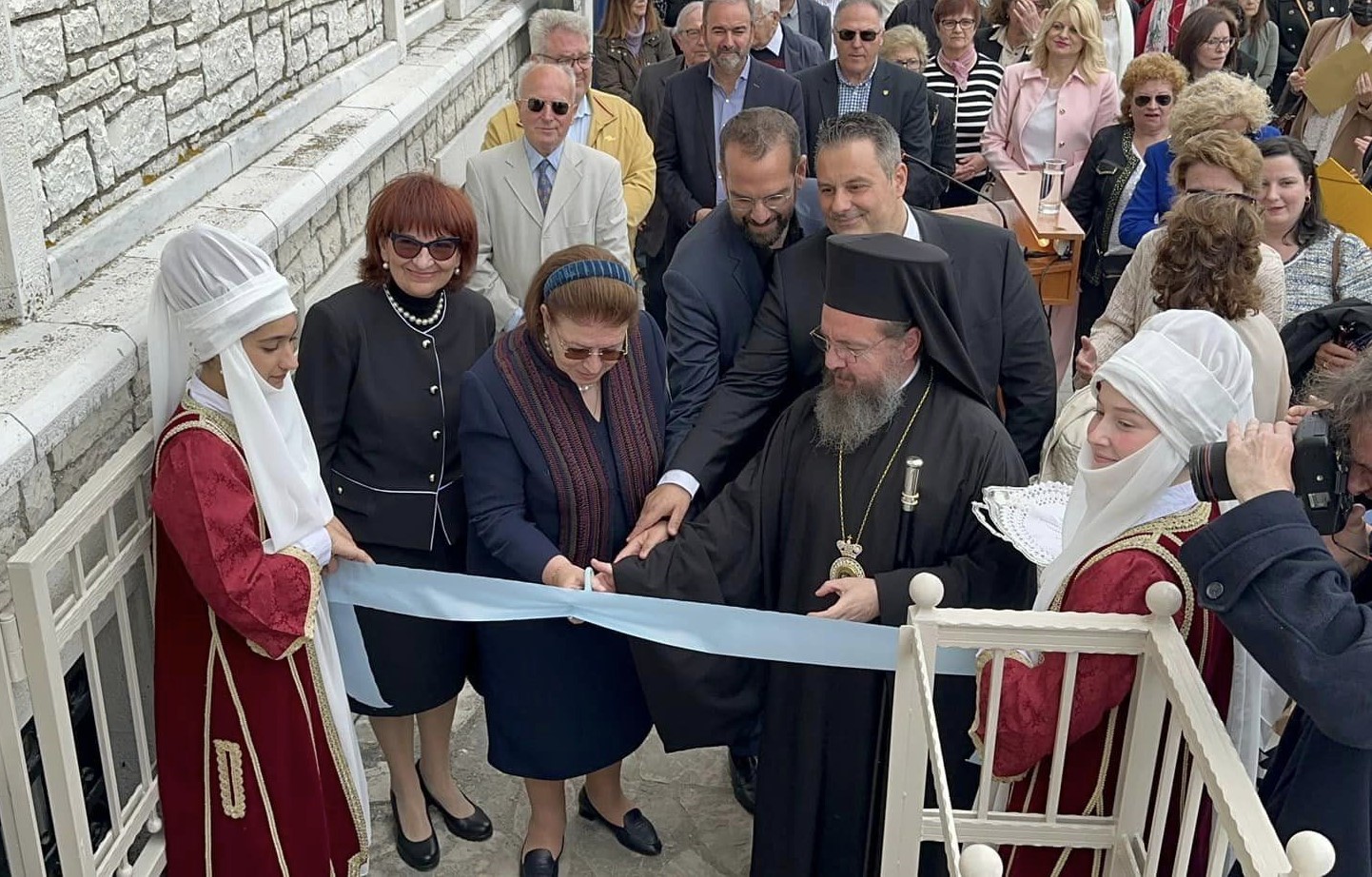 Την μόνιμη έκθεση “Ο Μπάιρον και η Ελλάδα” του Μουσείου της Βυρωνικής ...